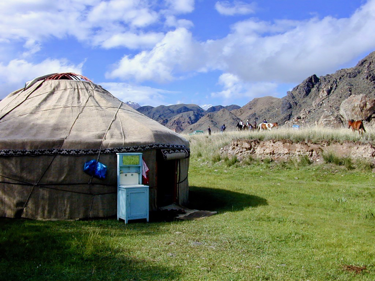 Yurt | World Quilts: The Central Asian Story